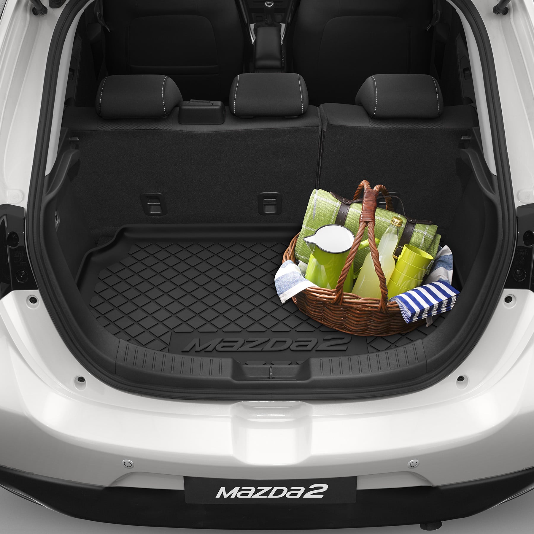 Mazda 2 cargo cover store